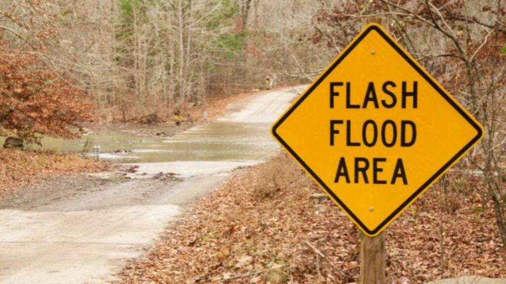 Houston Weather Alert: Residents Prepares for Heavy Rain and Flash ...